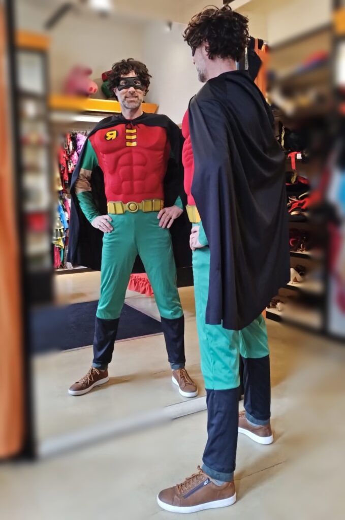 Robin – Disfraces Todo Disfraz – Alquiler de disfraces en Capital Federal